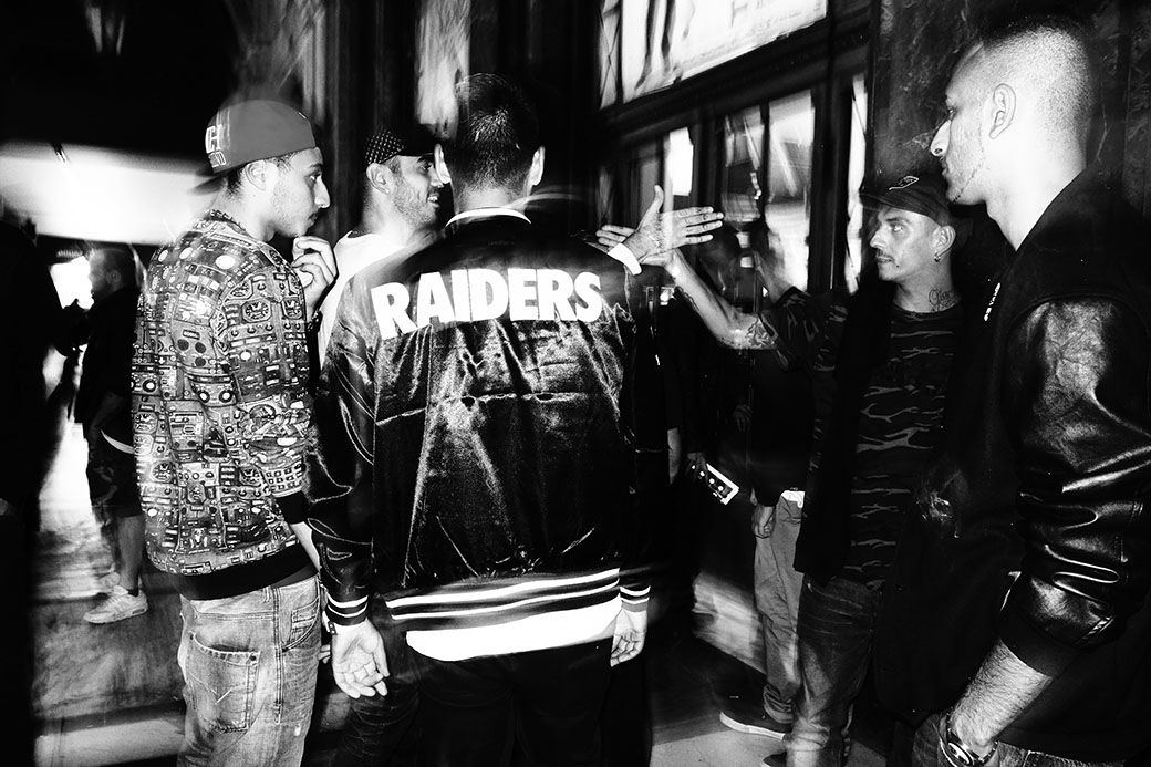 Siamo andati con i rapper nostrani a vedere "Straight Outta Compton" in ...