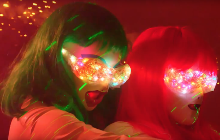Ecco "How??", il nuovo psichedelico video dei Flaming Lips | Rolling ...
