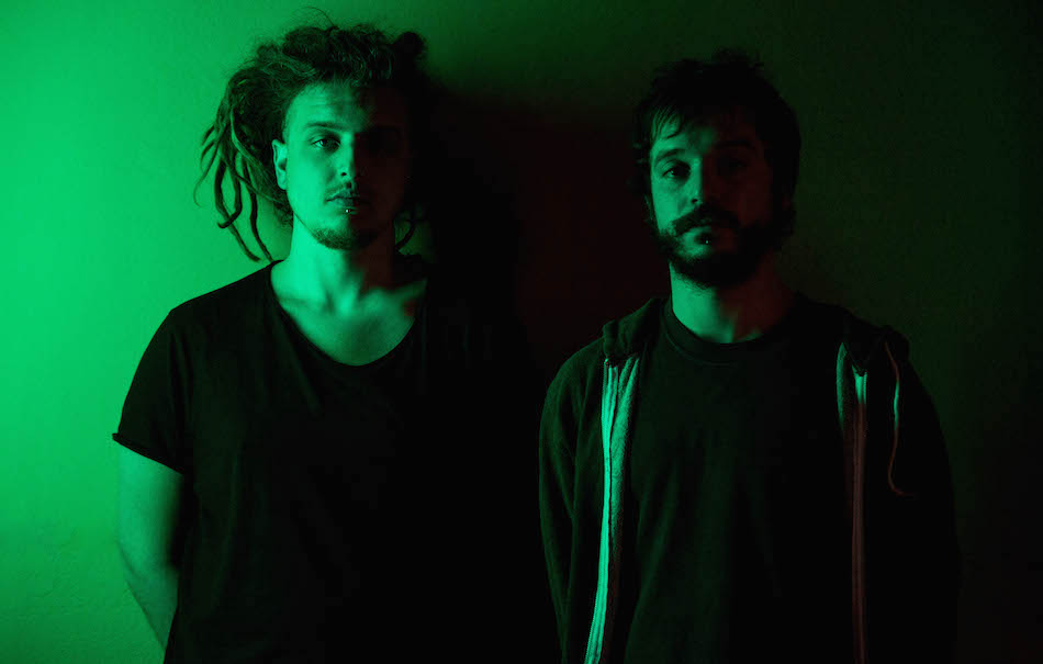 After Crash alla conquista dell'Europa con il video di "Overrated ...