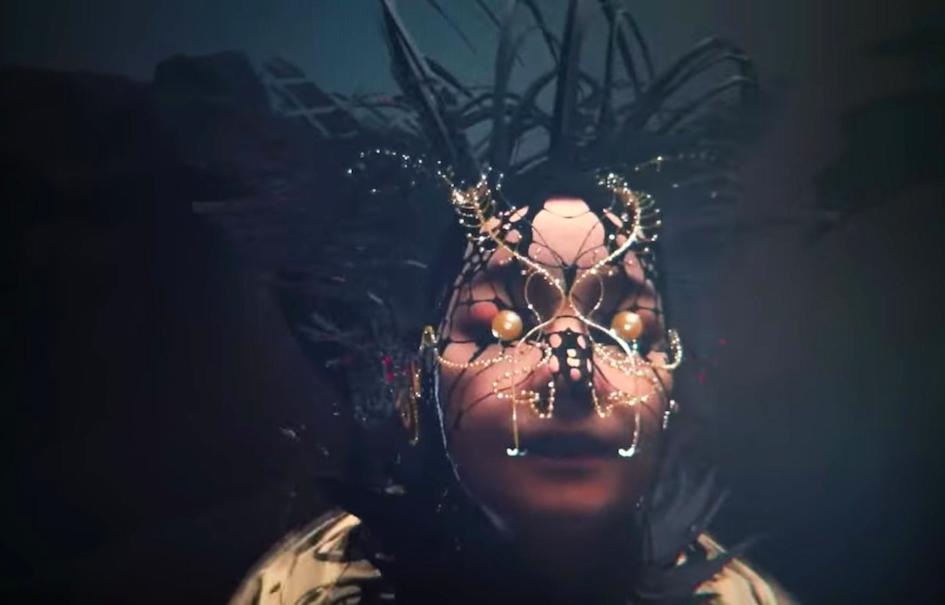 Guarda ‘Notget’, il video in reltà virtuale di Björk | Rolling Stone Italia