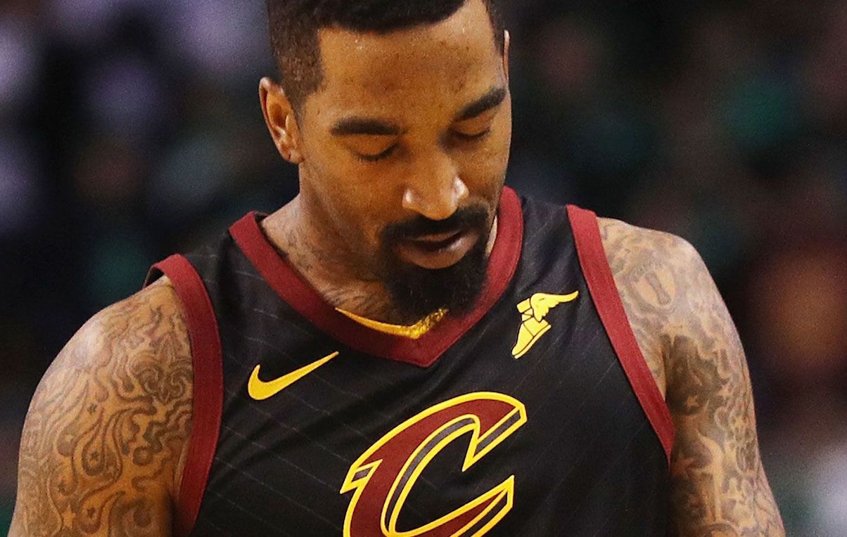NBA: il pubblico di Golden State trolla J.R. Smith. Il video | Rolling ...