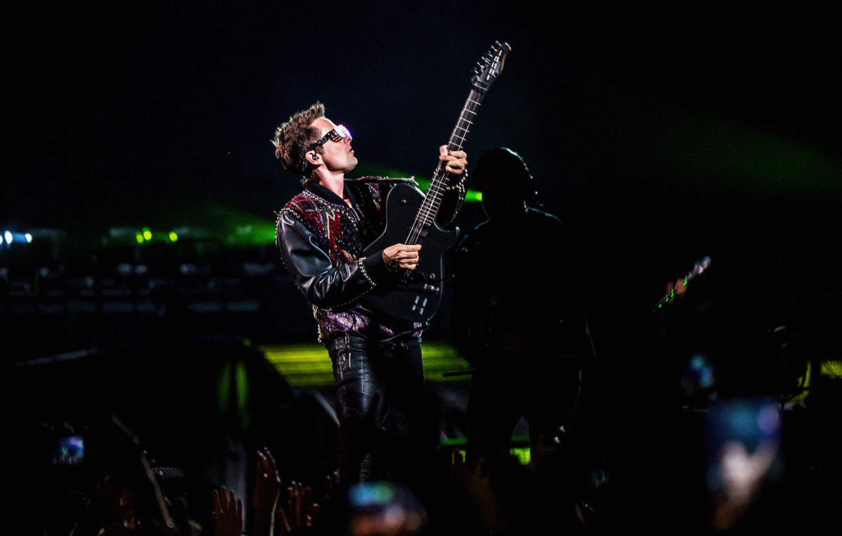Ballerini, rock e laseroni: la realtà virtuale dei Muse arriva a Milano ...