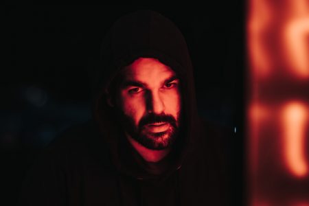 Masked Wolf, storia del rapper che si sente perso come un astronauta ...