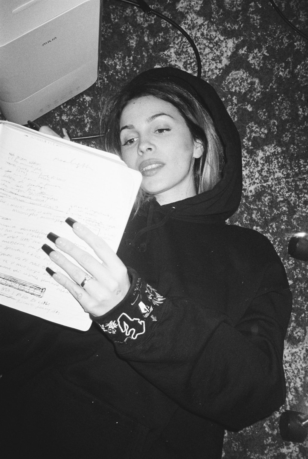 Rose Villain ha annunciato il suo primo album, ‘Radio Gotham’ | Rolling ...