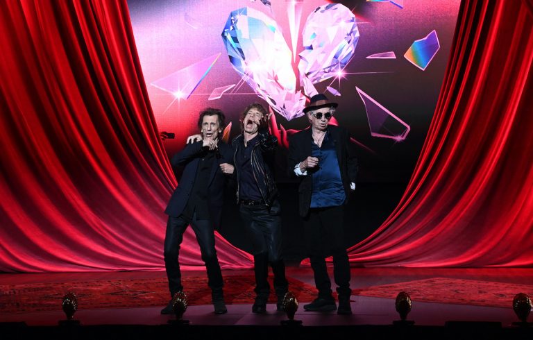 Jeff Beck che suona coi Rolling Stones è il pezzo forte del nuovo ...