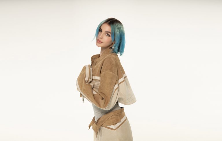 Rose Villain ha annunciato il nuovo album ‘Radio Vega’ | Rolling Stone ...